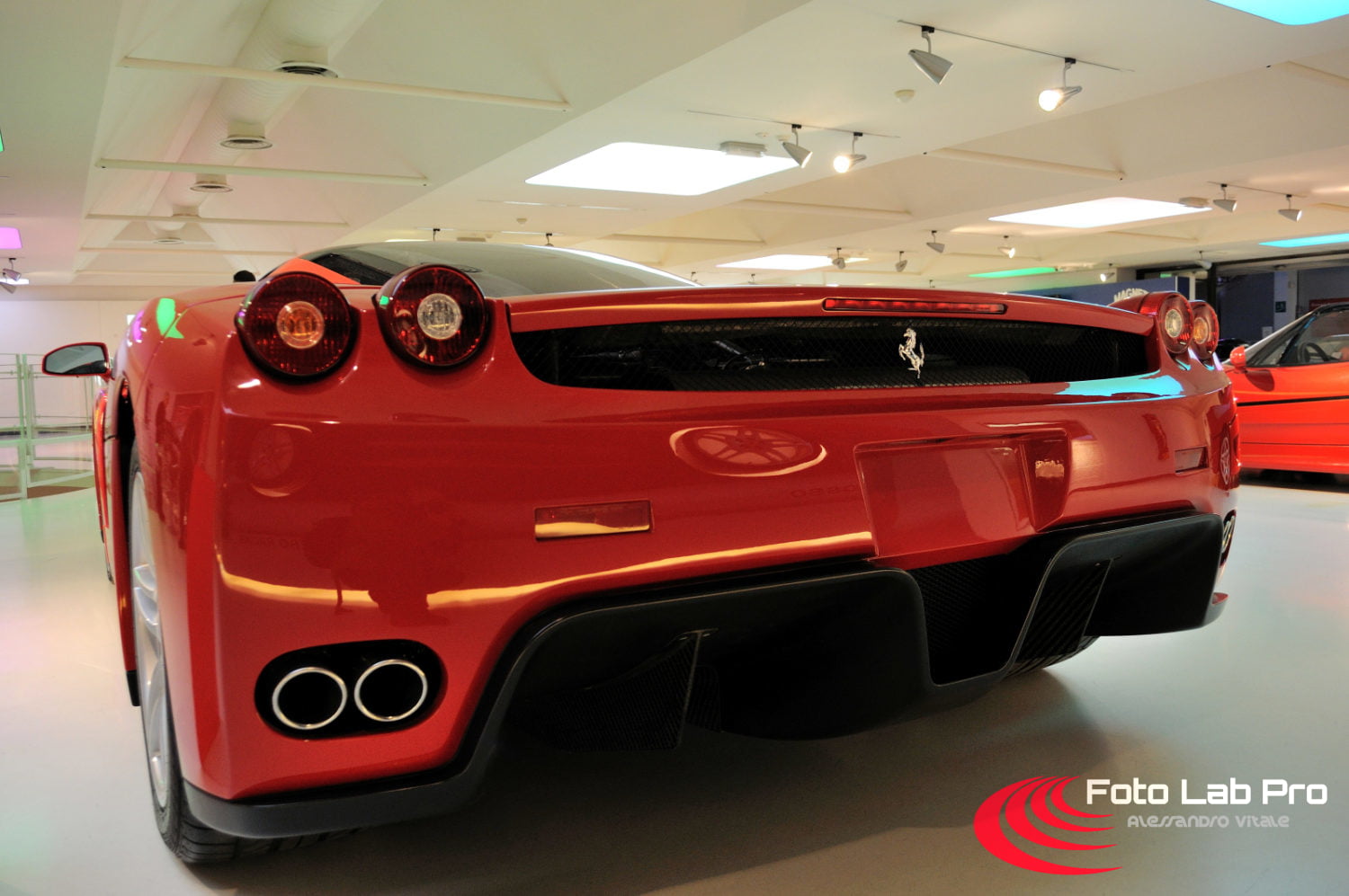 La Ferrari E La Fotografia, Mito E Passione, Motori E Il Rosso