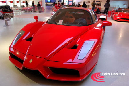 La Ferrari E La Fotografia, Mito E Passione, Motori E Il Rosso